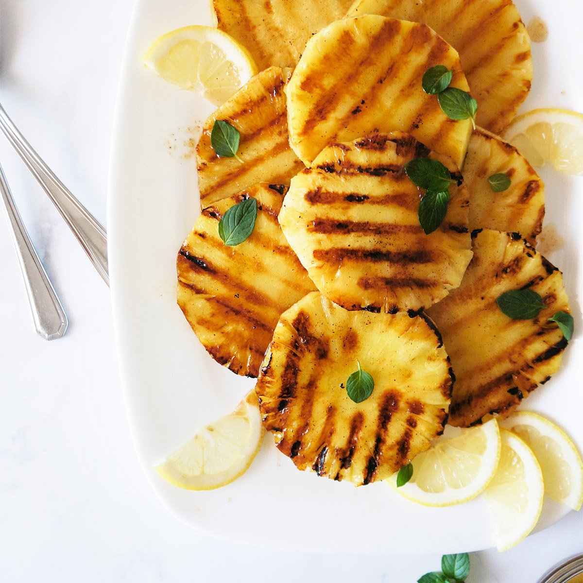 Pečen ananas z medeno omako | Sit Fit